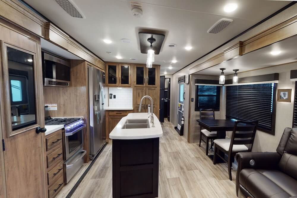 Top 40 Foot Travel Trailer Picks - News From the Web - RVing Community